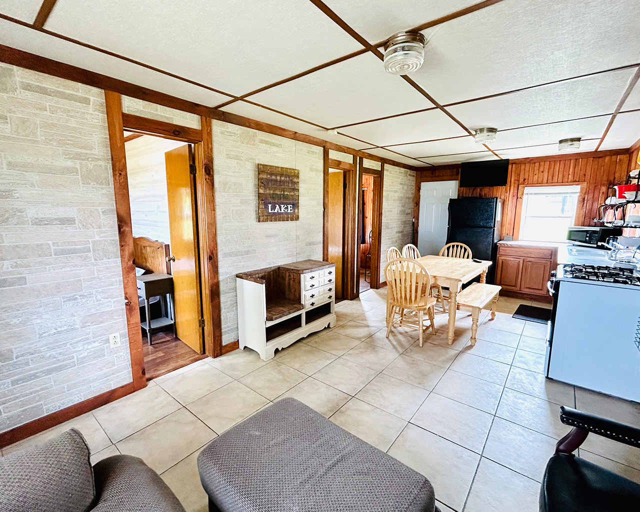 Silver Sands Hotel + Resort - Silver Sands Hotel + Resort