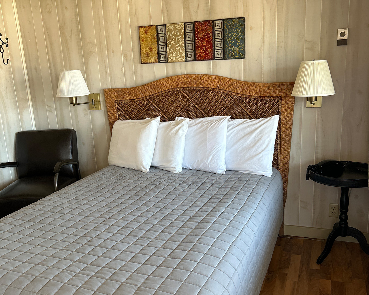 Silver Sands Hotel + Resort - Silver Sands Hotel + Resort